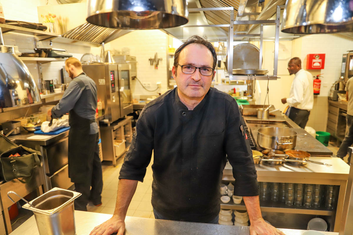 Brasserie Le Paris: Die Rückkehr des Monsieur Nou › Büro.Rohm ~ Berlin ...